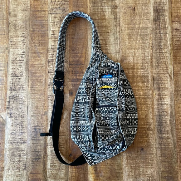 Kavu | Bags | Kavu Rope Sling Bag | Poshmark